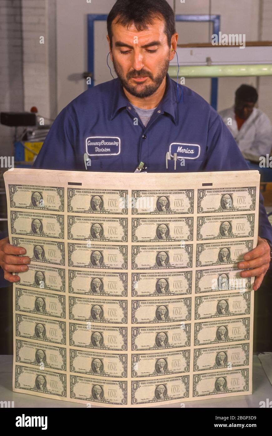 Printing money hi-res stock photography and images - Alamy