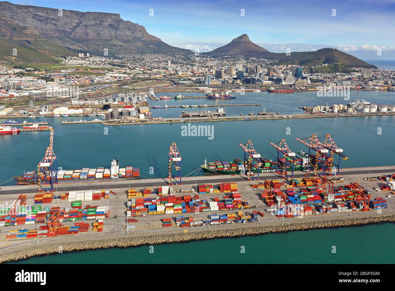 Aerial view of Cape Town Harbour and Container Terminal Stock Photo - Alamy