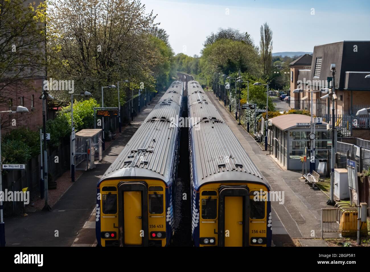 Crossmyloof railway station hi-res stock photography and images - Alamy