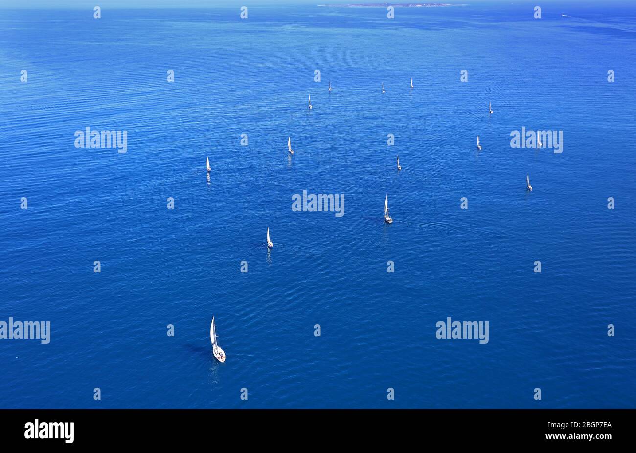 Aerial photo of yachts and boats in Table Bay Harbour Stock Photo - Alamy