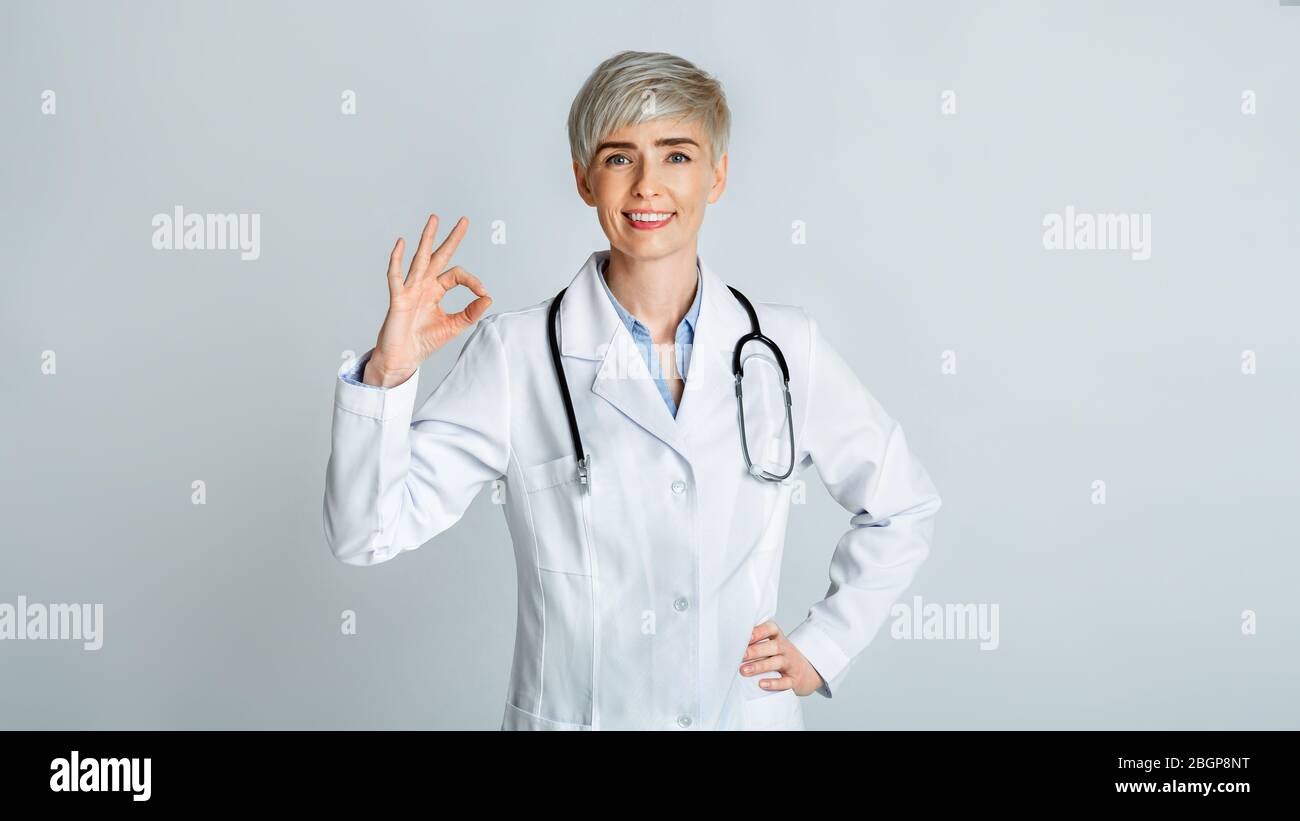 Ok sign hand woman hi-res stock photography and images - Alamy