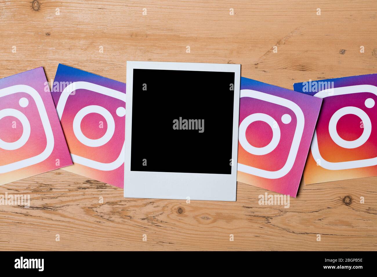 Instagram logo polaroid hi-res stock photography and images - Alamy