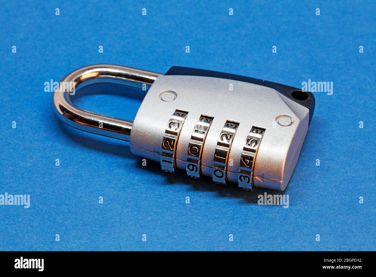 Silver padlock on blue hi-res stock photography and images - Alamy