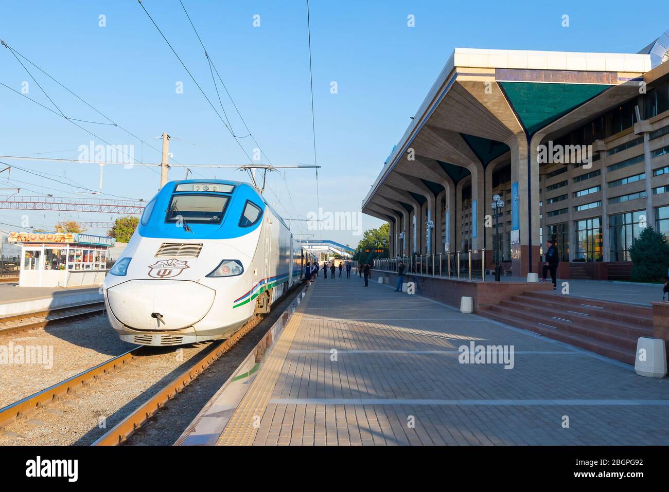 Uzbekistan train hi-res stock photography and images - Alamy
