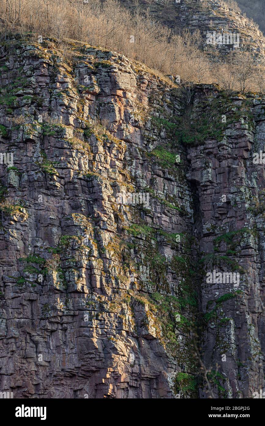 Mountain cliff canyon eroded texture hi-res stock photography and ...
