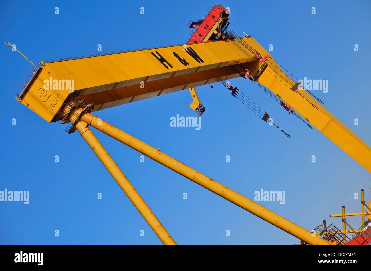 Krupp shipyard crane belfast hi-res stock photography and images - Alamy