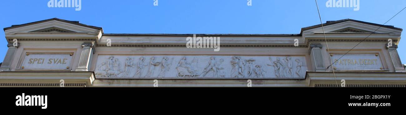 Biton statue hi-res stock photography and images - Alamy