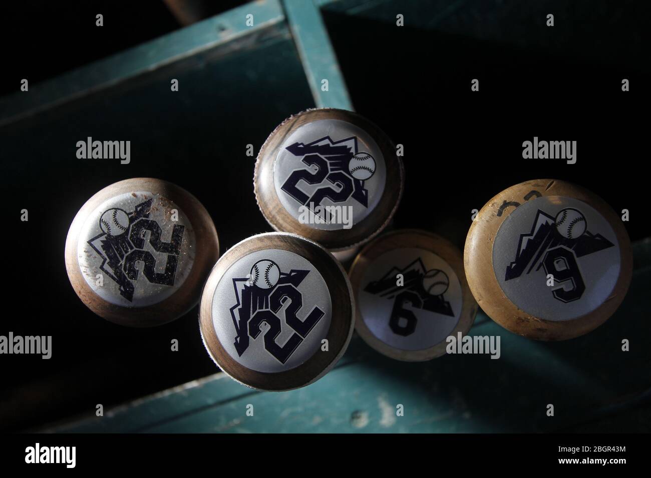 Bat de beisbol hi-res stock photography and images - Alamy