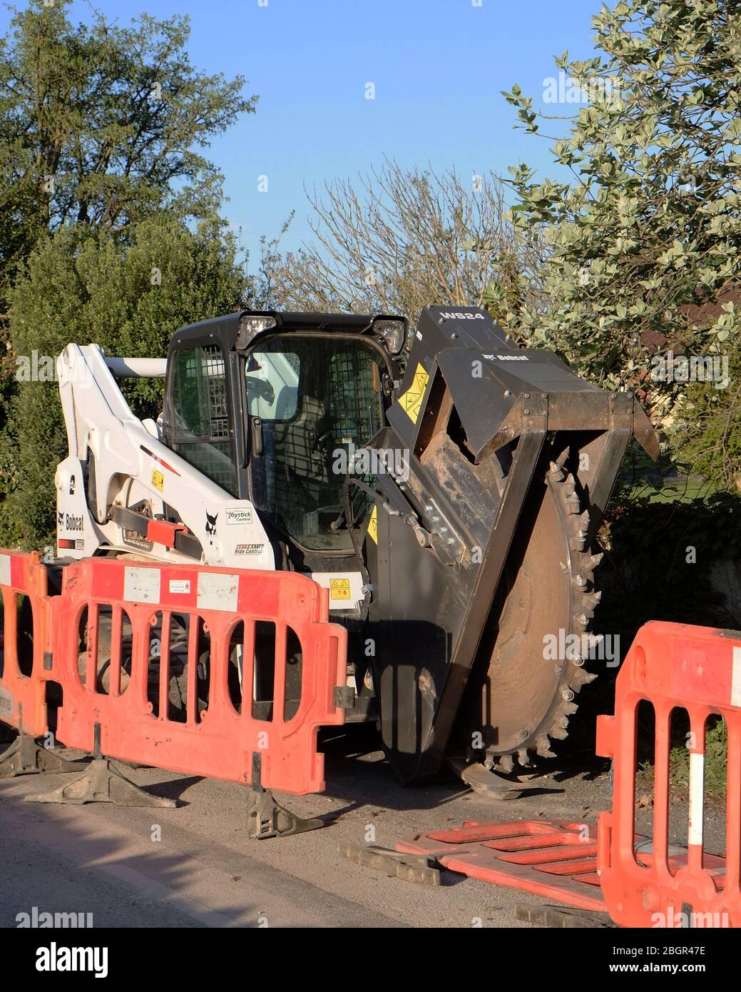 April 2020 - Bobcat skid steer loader on tracks being used with a ...
