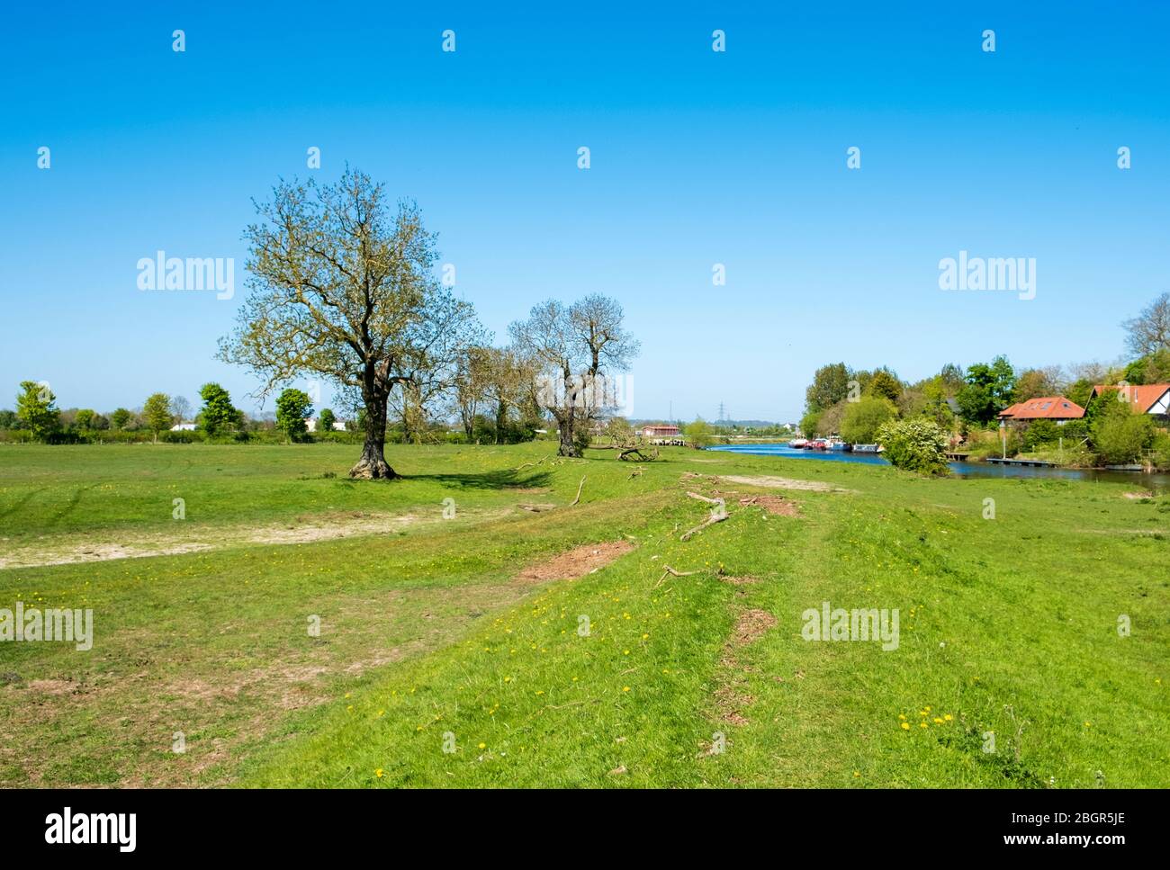 Beautiful bucolic farm uk hi-res stock photography and images - Alamy