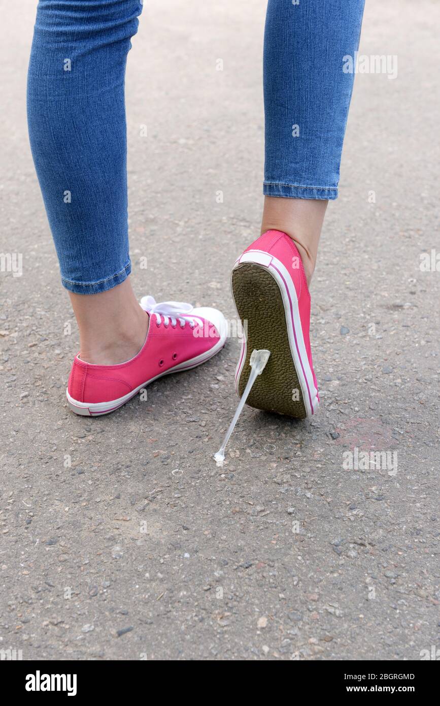Chewing gum and foot hi-res stock photography and images - Alamy