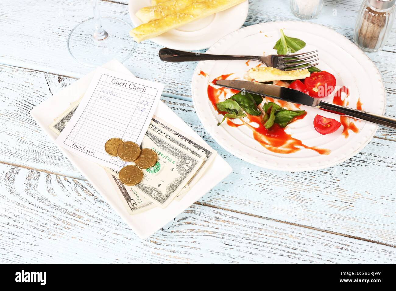 Restaurant check thank you hi-res stock photography and images - Alamy