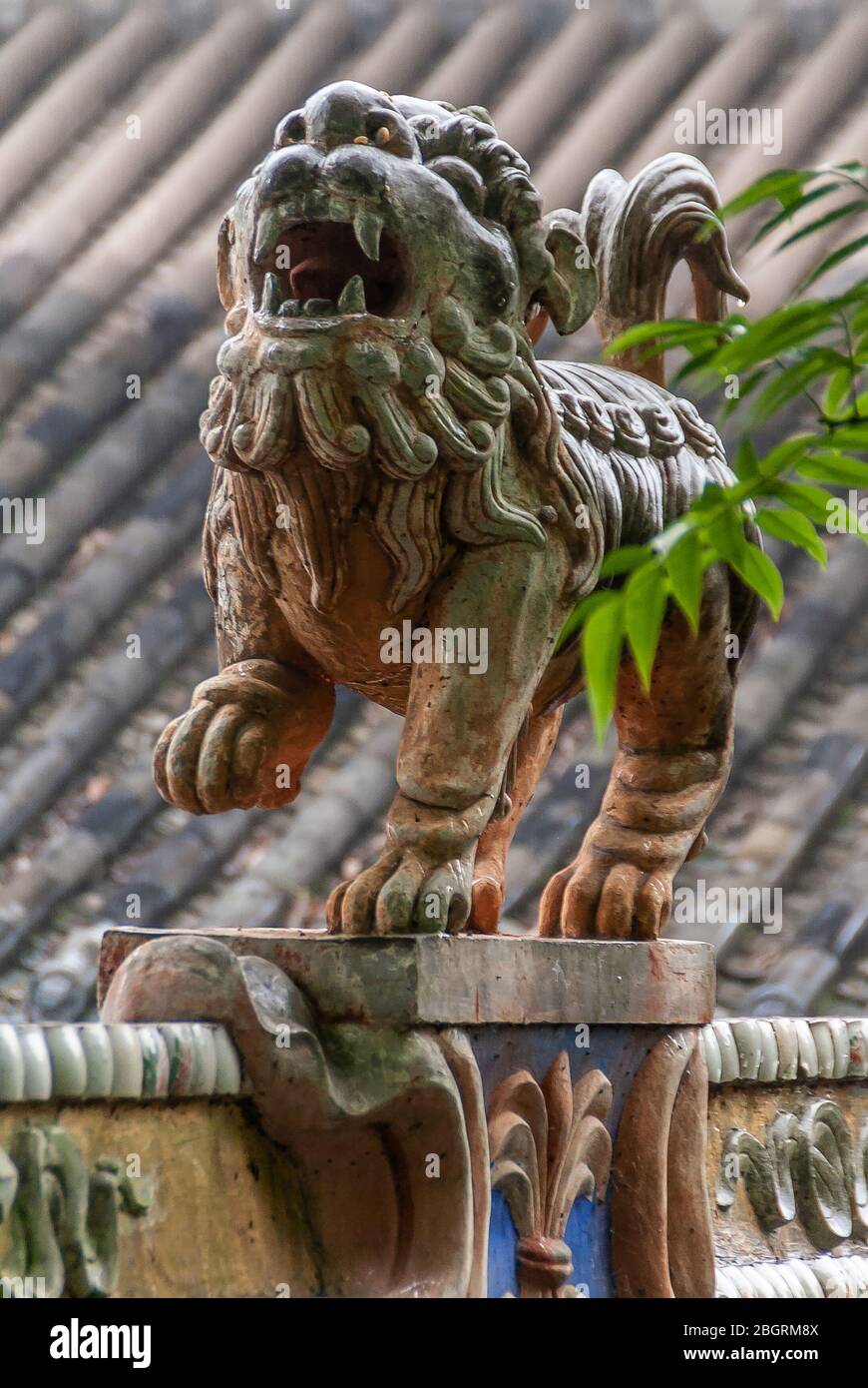Chinese ghost statue hi-res stock photography and images - Alamy