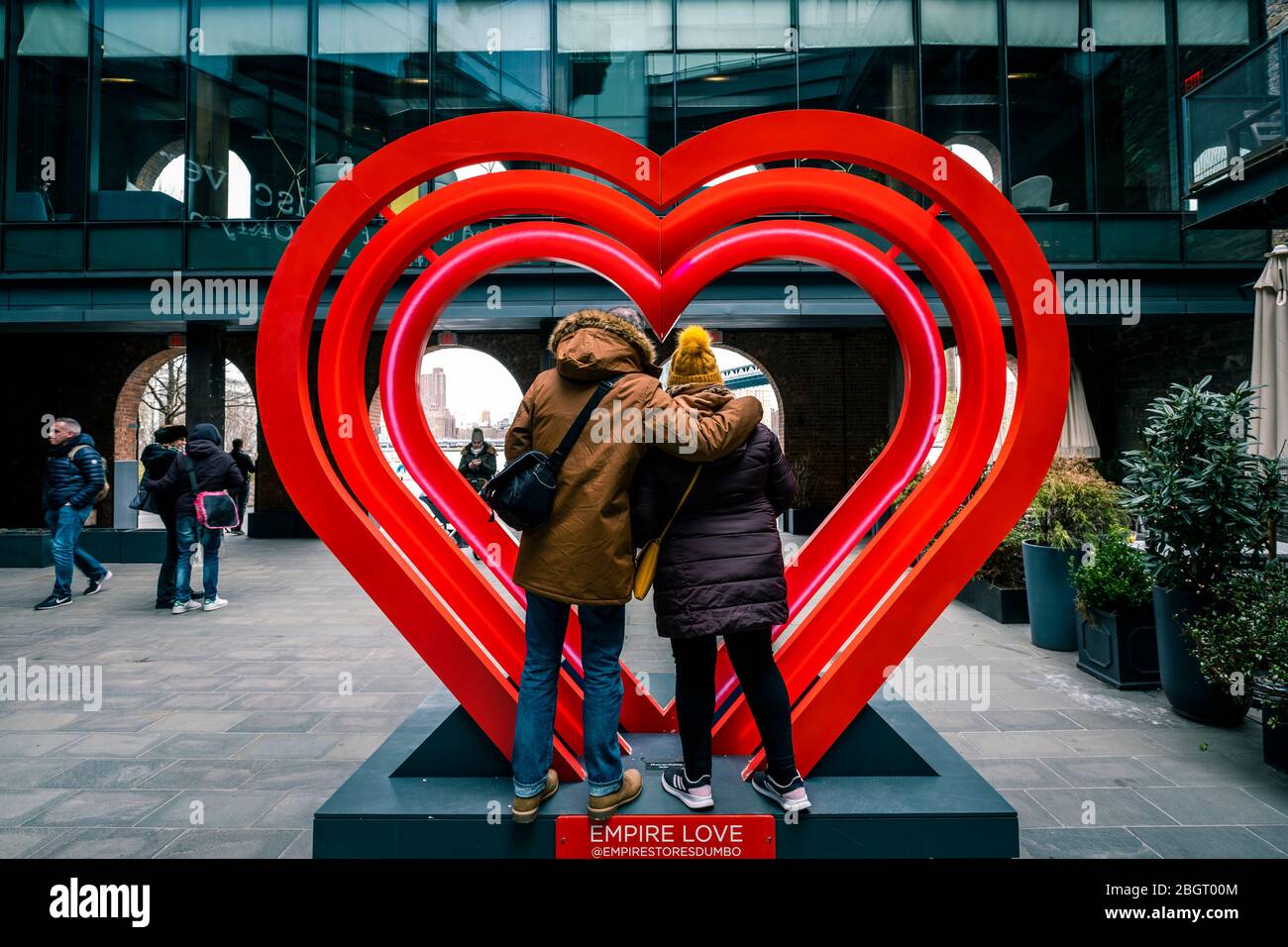Happy street art timeout hi-res stock photography and images - Alamy