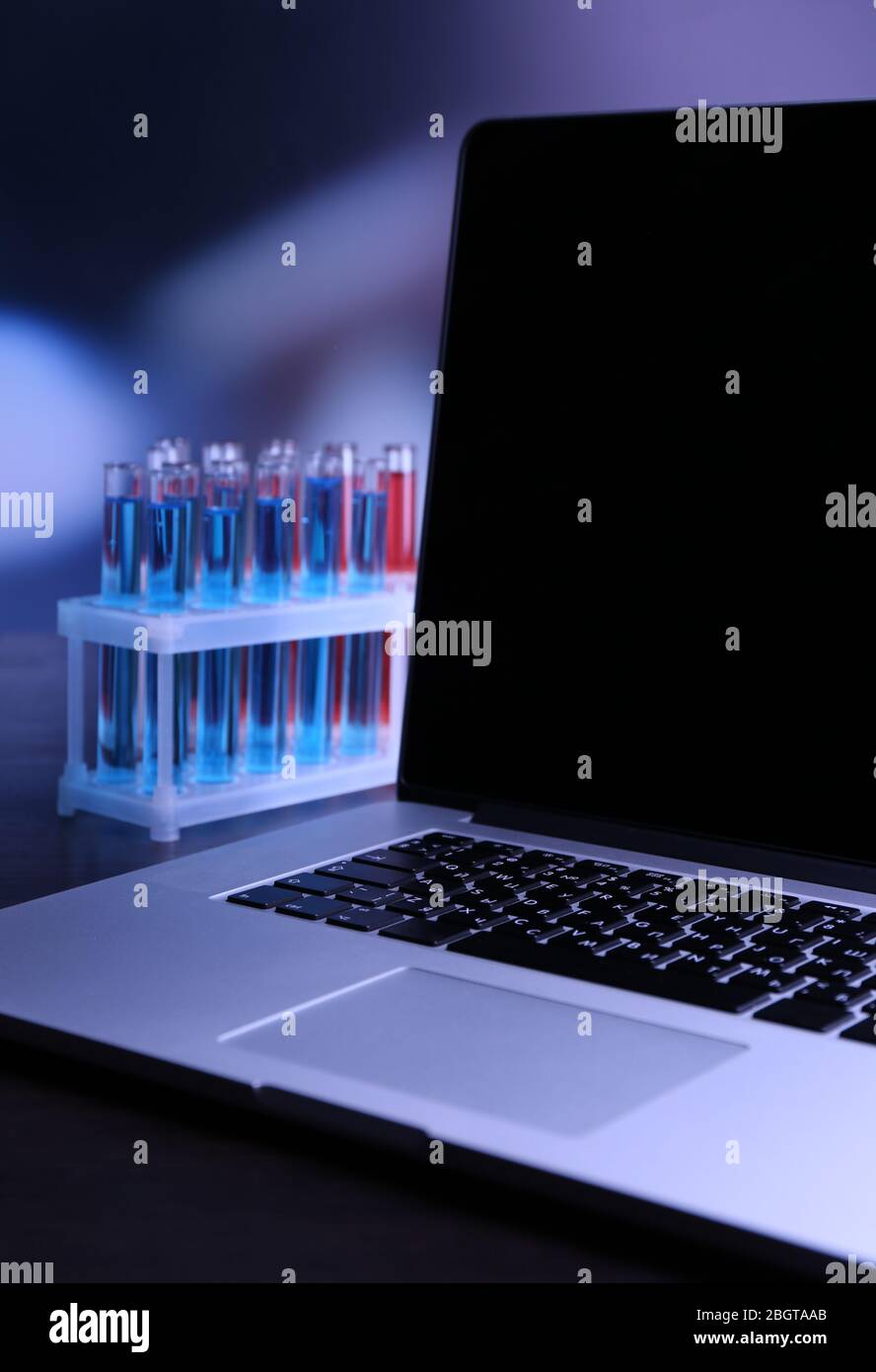 Laboratory glassware diagram hi-res stock photography and images - Alamy