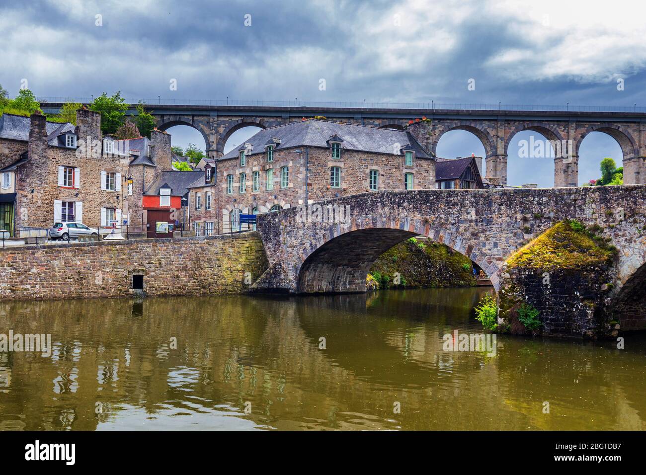 The picturesque medieval port of Dinan on the Rance Estuary, Brittany ...
