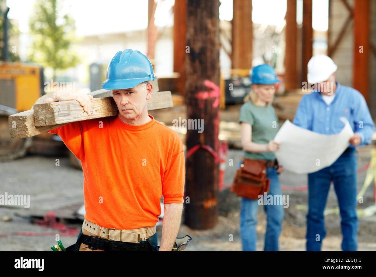 Male construction worker hi-res stock photography and images - Alamy