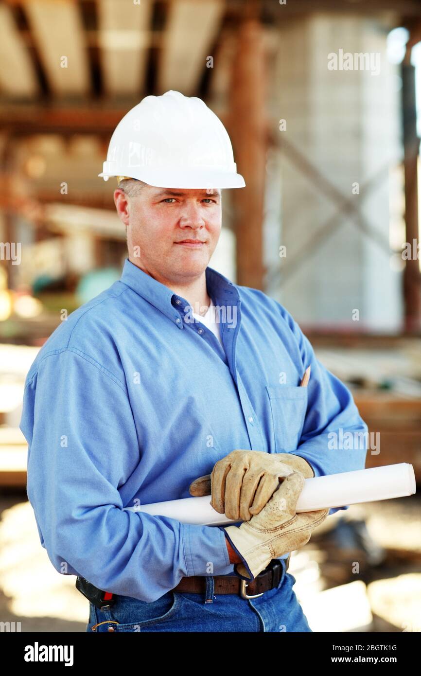 Male construction hi-res stock photography and images - Alamy