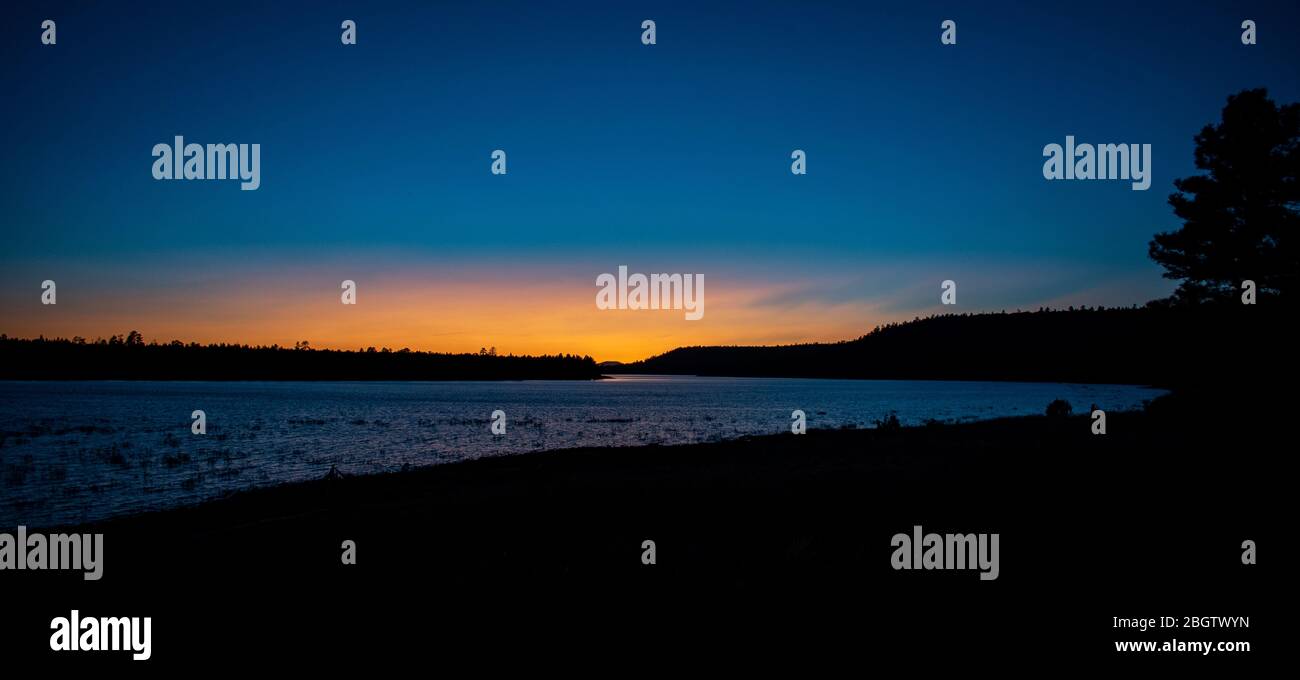 Deep blue sky sunset hi-res stock photography and images - Alamy