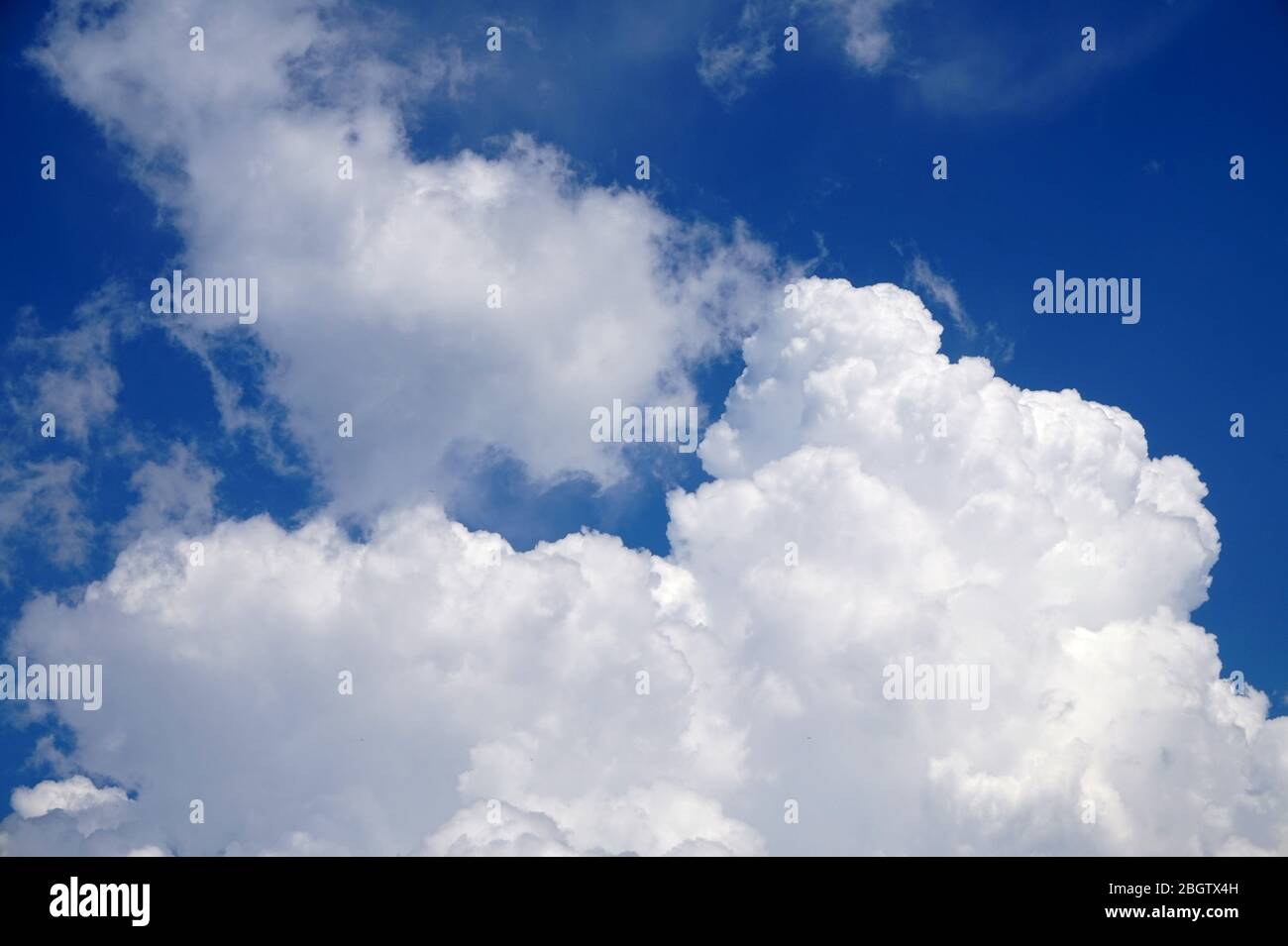 Sky, clouds - horizontal photograph Stock Photo - Alamy