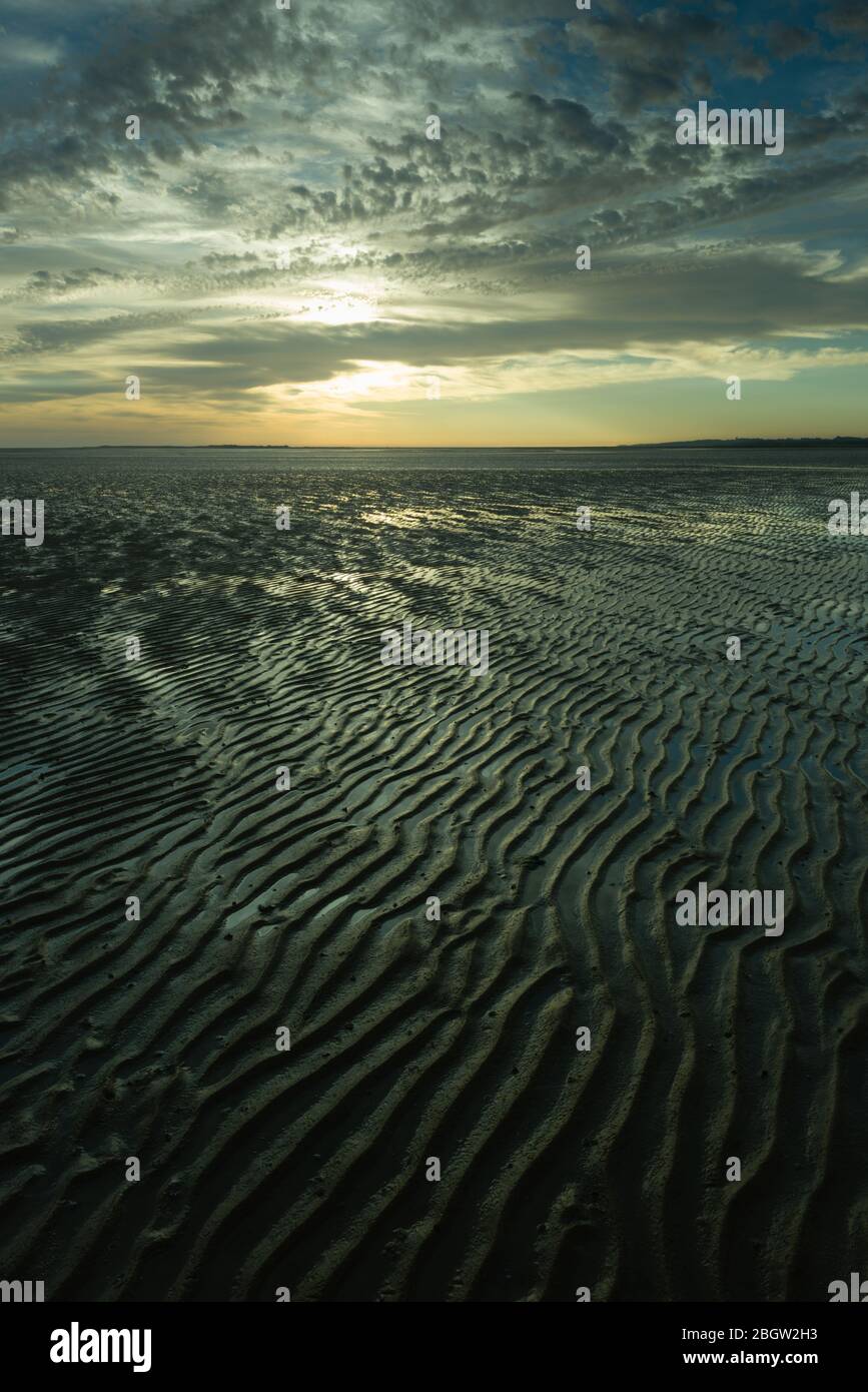 Stiffkey beach hi-res stock photography and images - Alamy