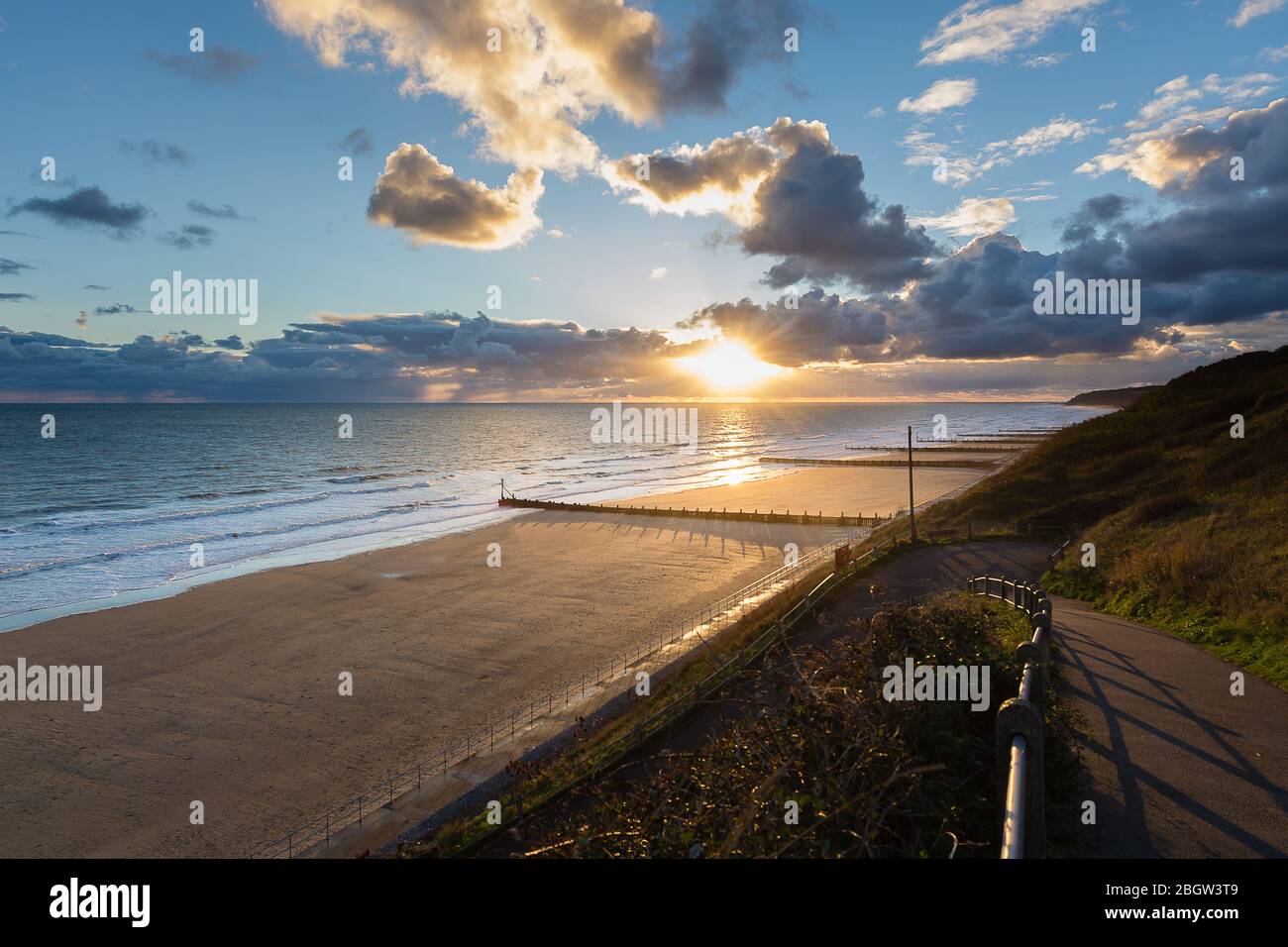 Norfolk overstrand coast path hi-res stock photography and images - Alamy