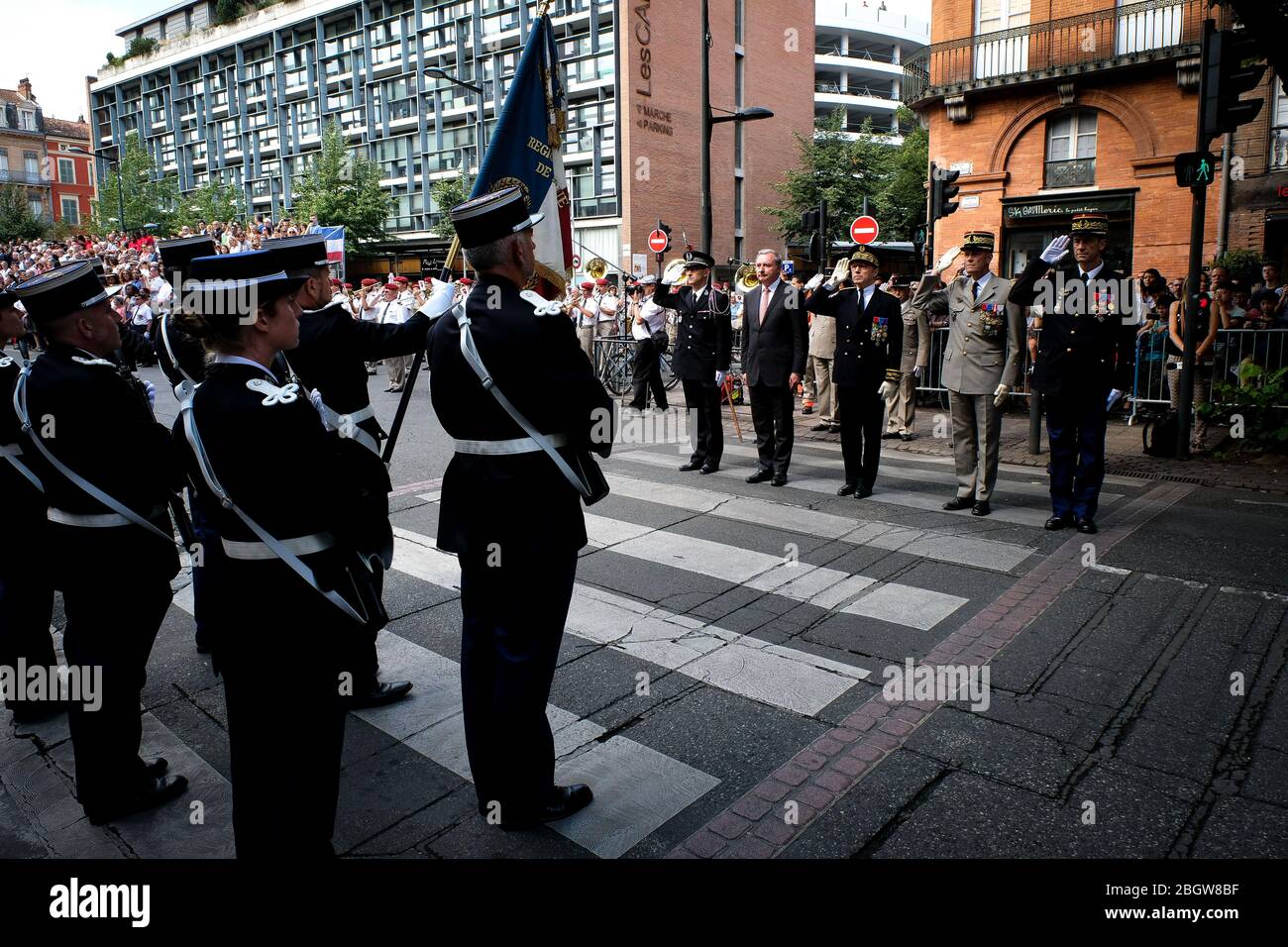TOULOUSE, FRANCE - JULY 14: the French army parade during the ...