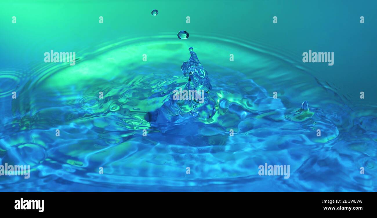 Water splash, close-up Stock Photo - Alamy