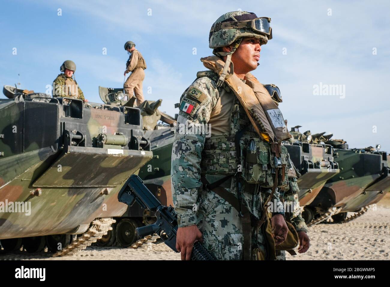 Mexican army beach hi-res stock photography and images - Alamy