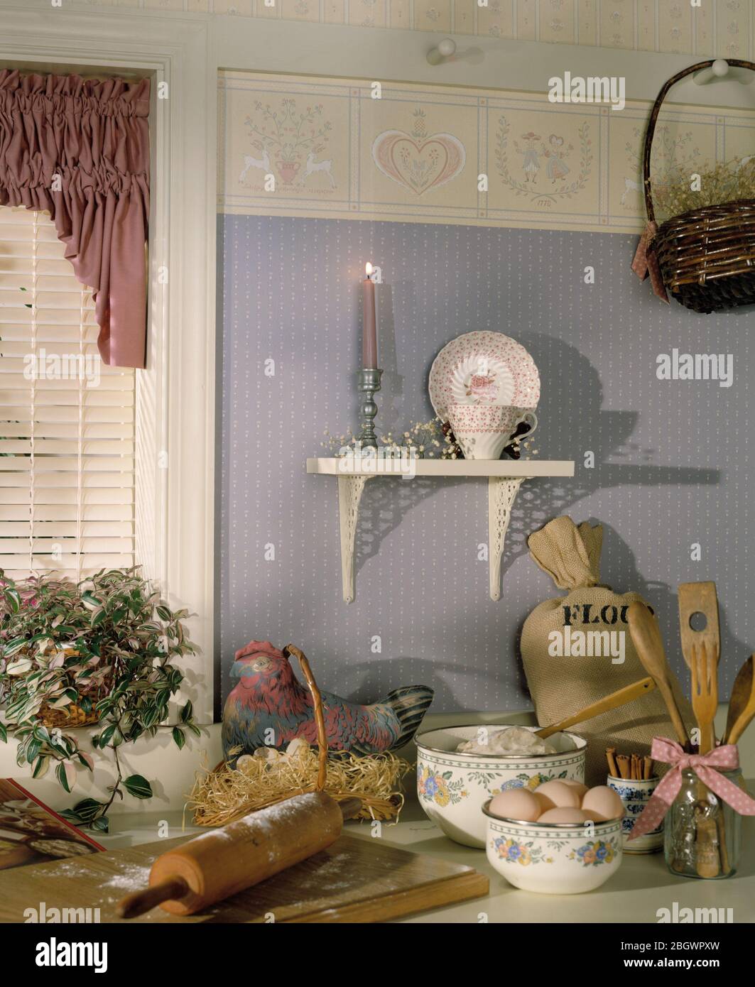 1980s kitchen design hi-res stock photography and images - Alamy