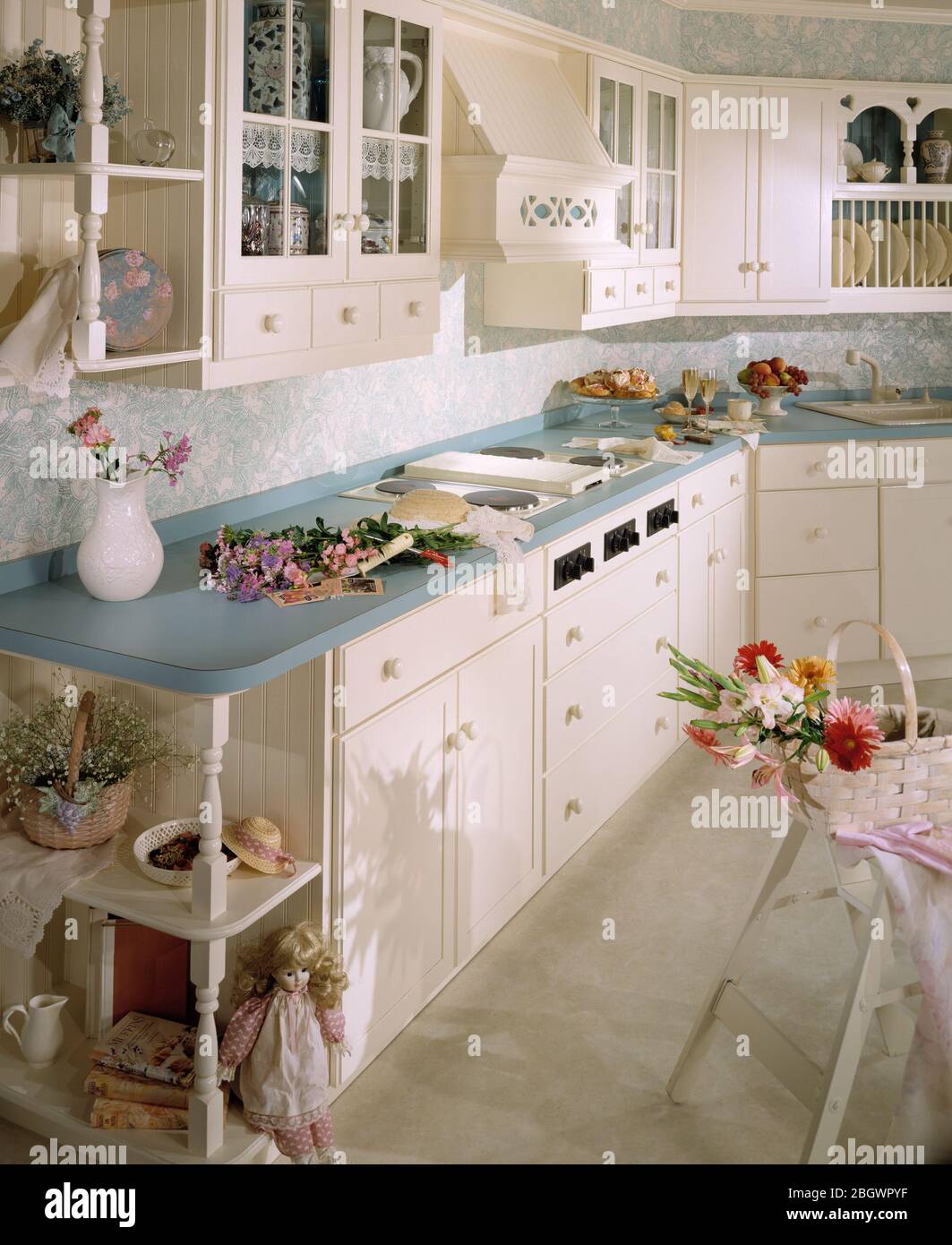 1980s kitchen design hi-res stock photography and images - Alamy