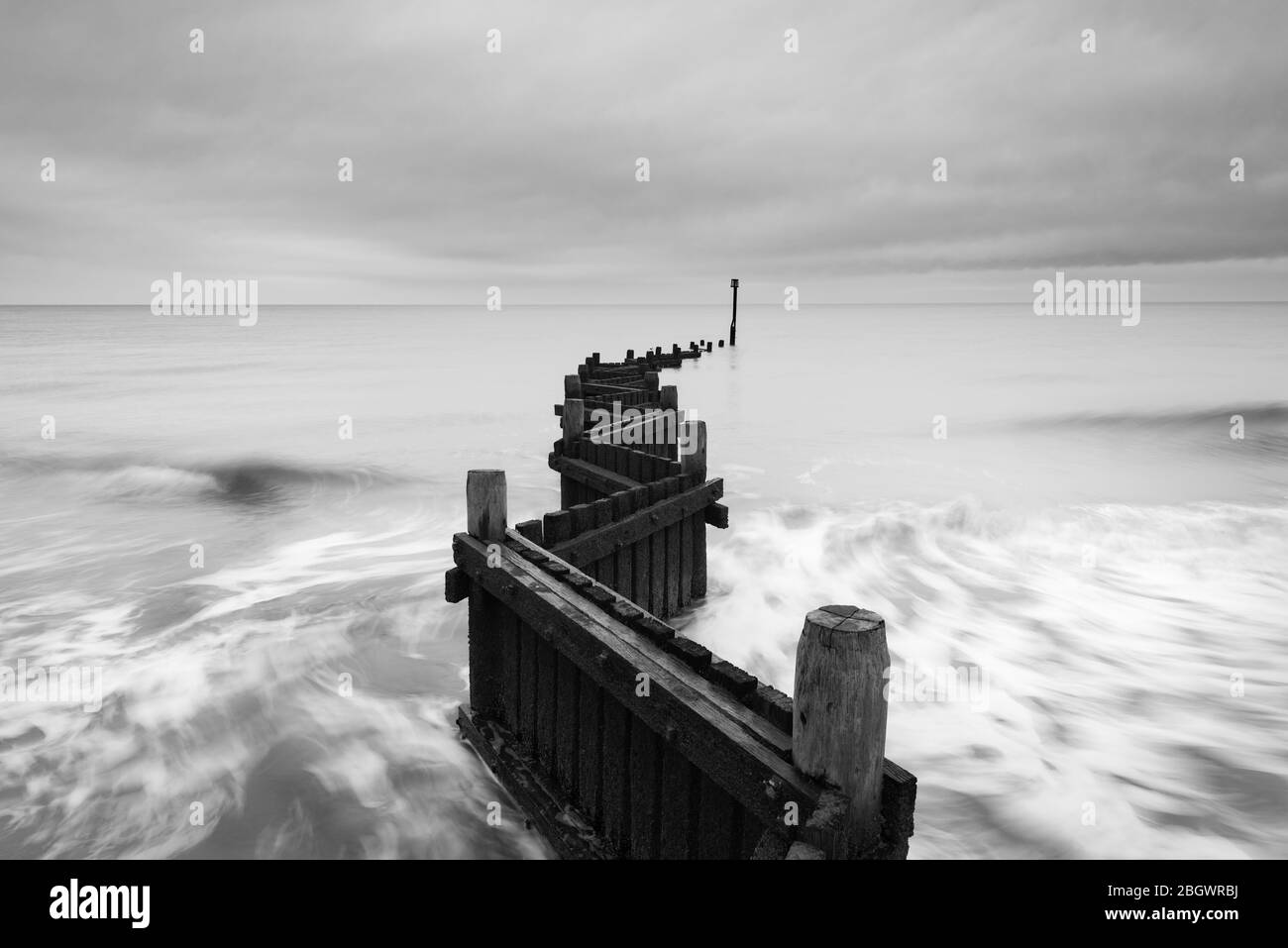 Slow shutter water movement Black and White Stock Photos & Images - Alamy