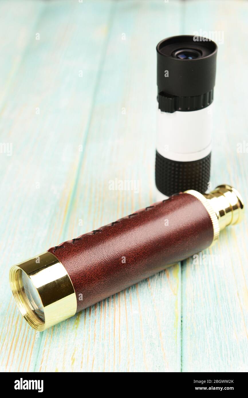 Monoculars hi-res stock photography and images - Alamy
