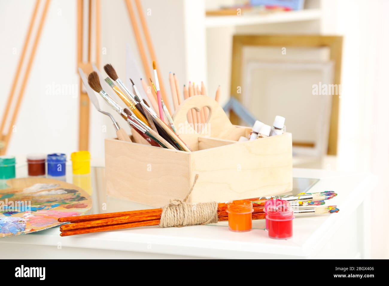 Professional art studio Stock Photo - Alamy