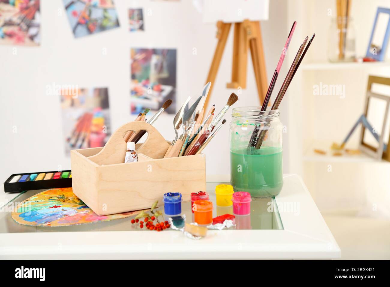 Professional art studio Stock Photo - Alamy