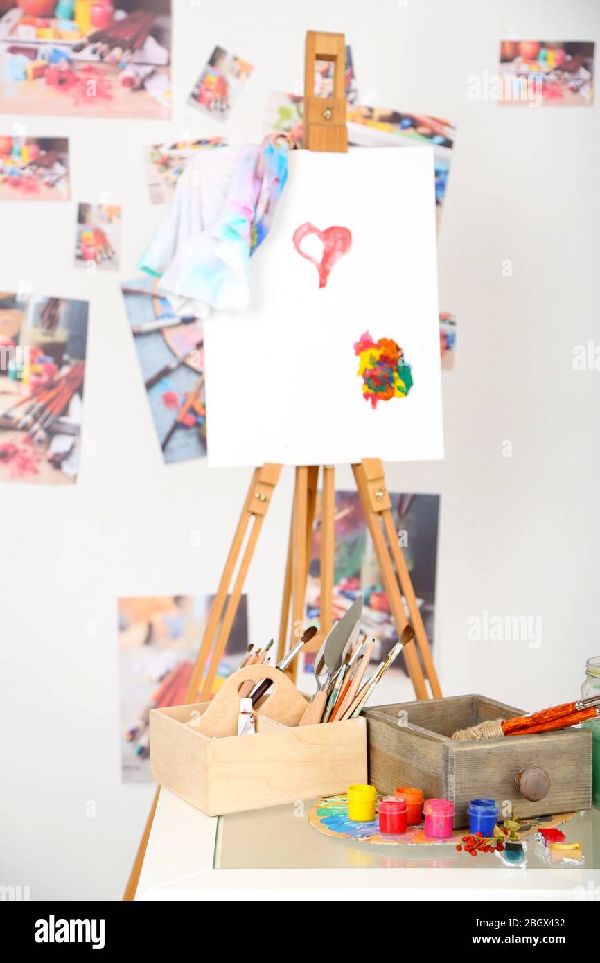Professional art studio Stock Photo - Alamy
