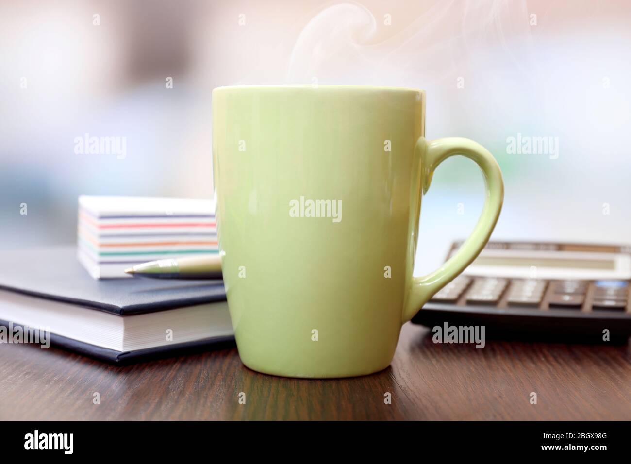 Cup of tea in office Stock Photo - Alamy