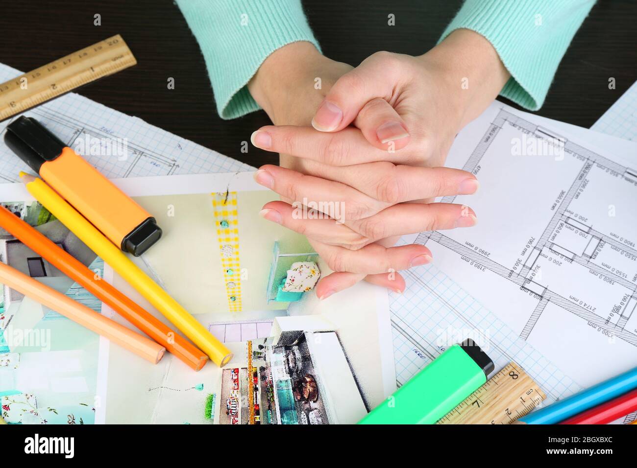 Workplace interior designer Stock Photo - Alamy