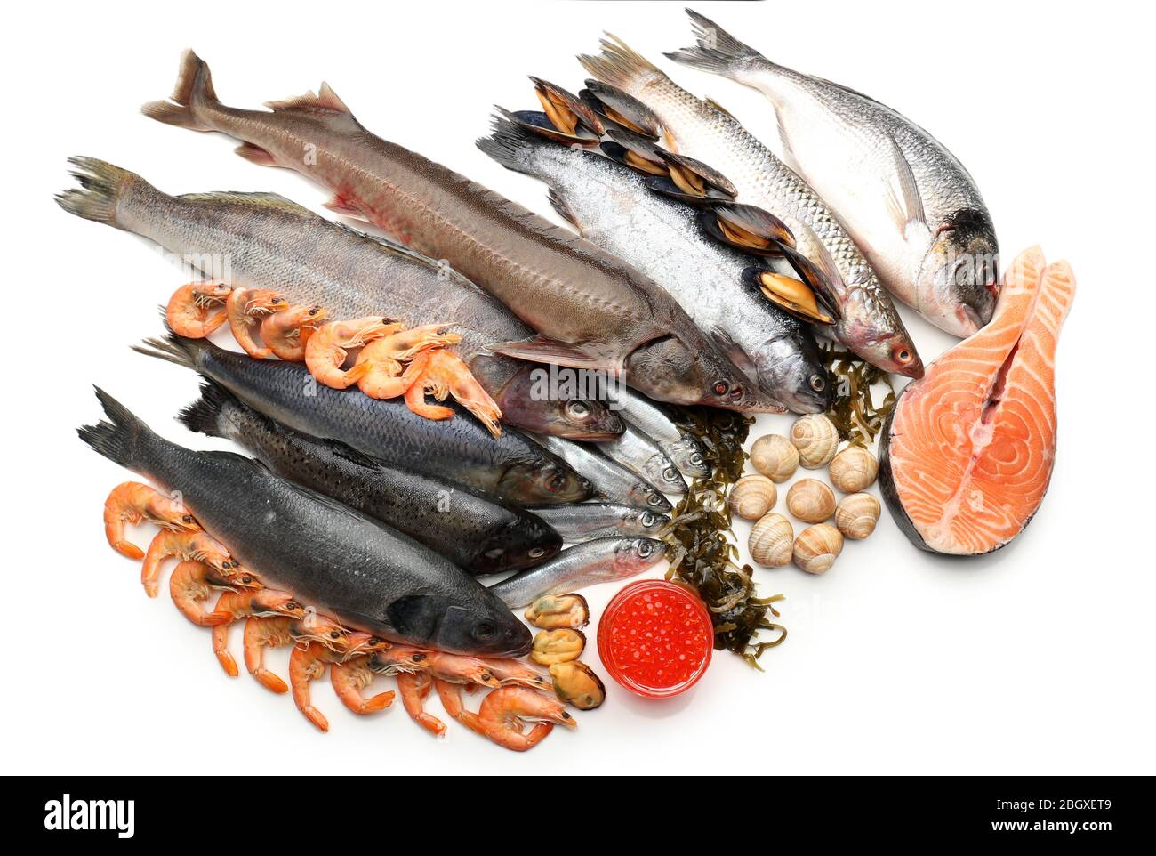 Fresh catch of fish and other seafood close-up Stock Photo - Alamy
