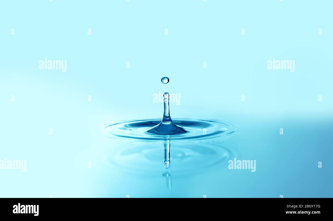 Water drop, close-up Stock Photo - Alamy