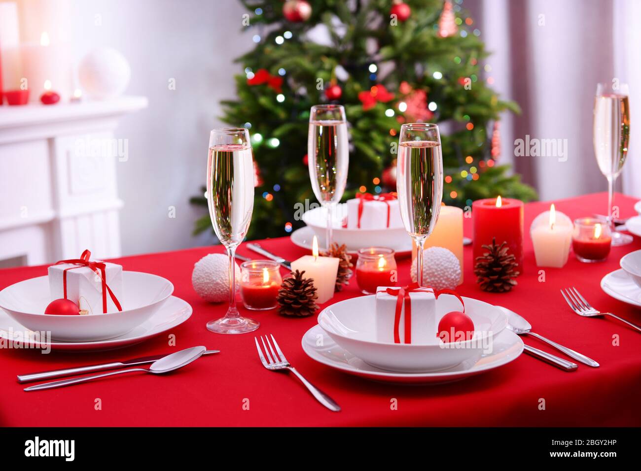Beautiful Christmas table setting Stock Photo - Alamy