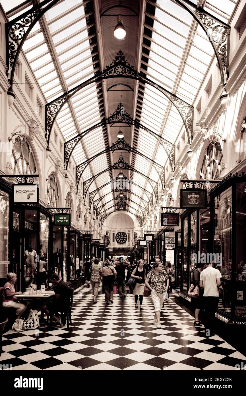 Laneways, Melbourne downtown shopping district, Victoria, Australia ...