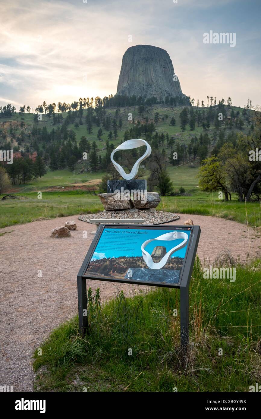 Sign to devils tower national monument hi-res stock photography and ...