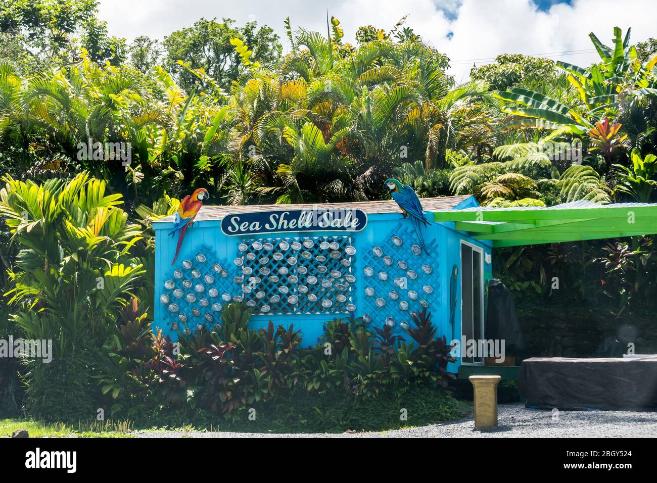 Souvenir shop rocks hi-res stock photography and images - Alamy