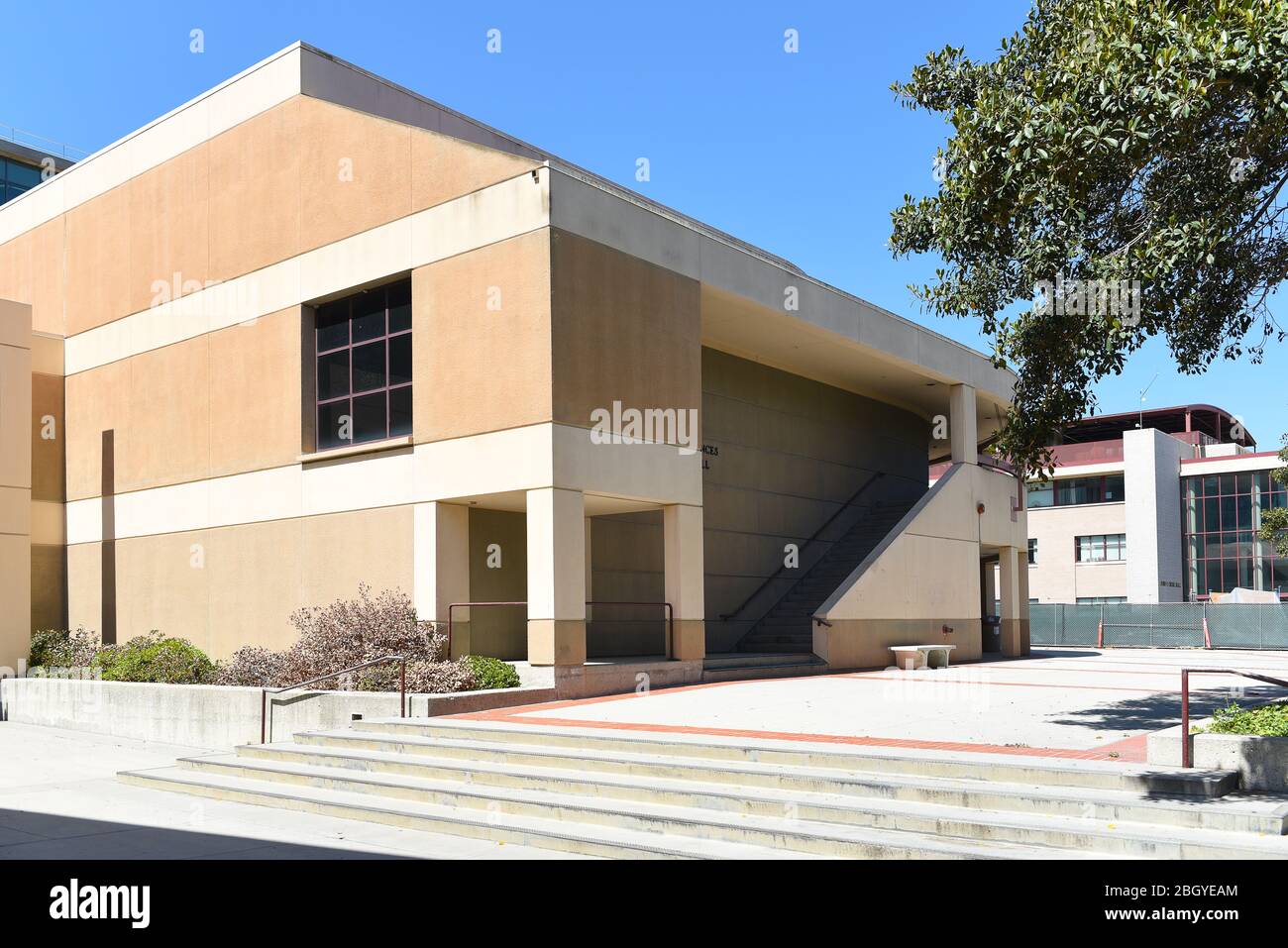 IRVINE, CALIFORNIA - 22 APRIL 2020: The Physical Sciences Lecture Hall ...