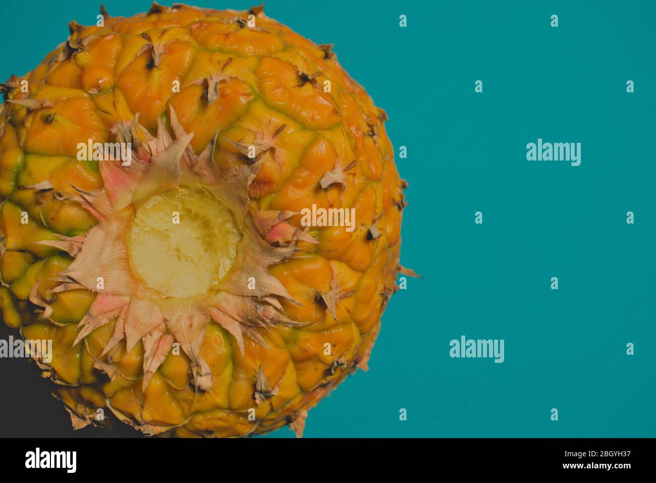 pineapple top view Stock Photo - Alamy