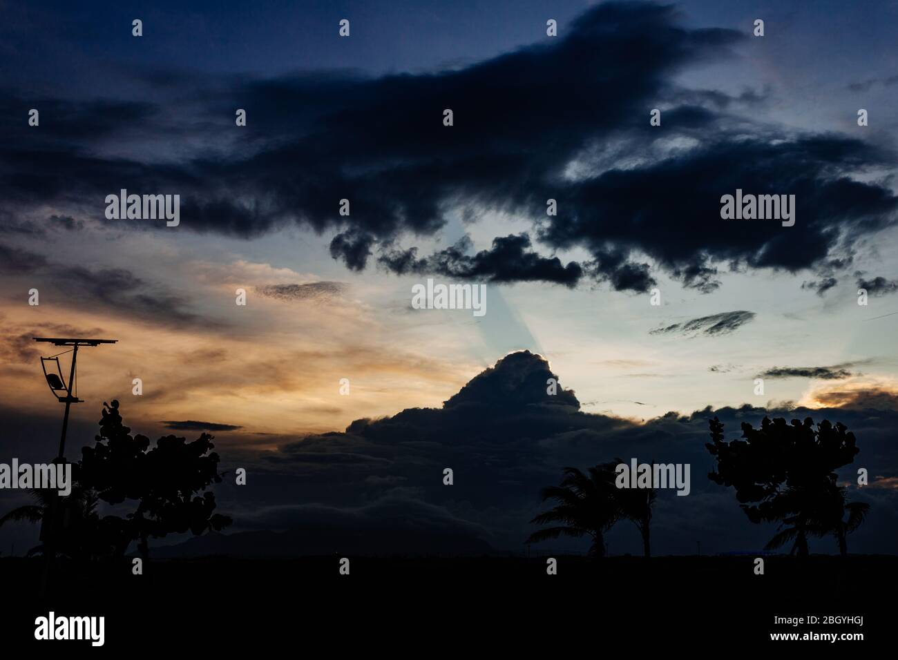 Bright and beautiful photos of heavenly white clouds and saturated blue ...