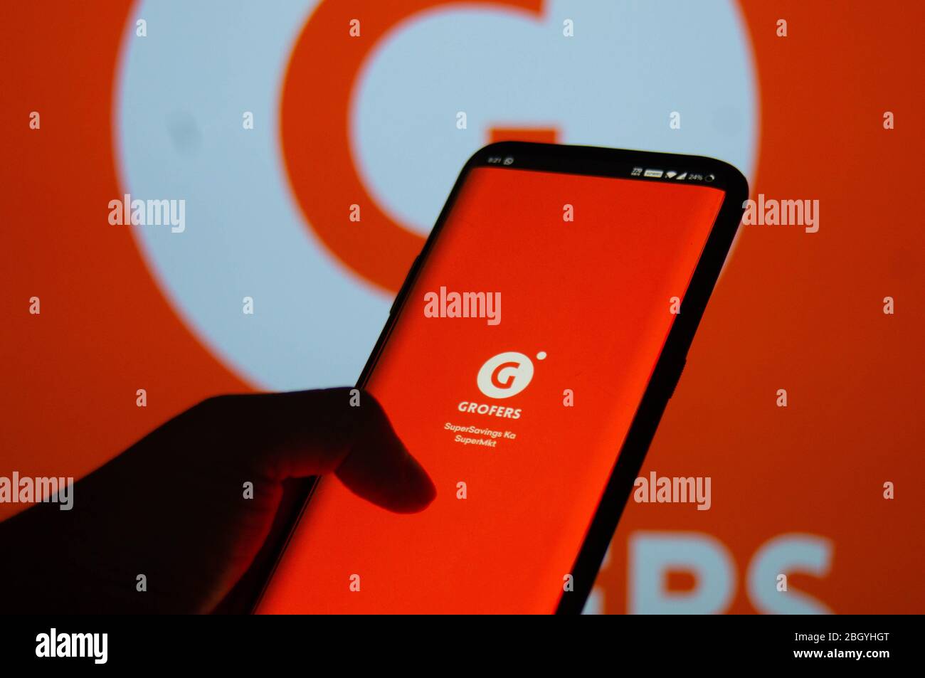 Grofers logo hi-res stock photography and images - Alamy