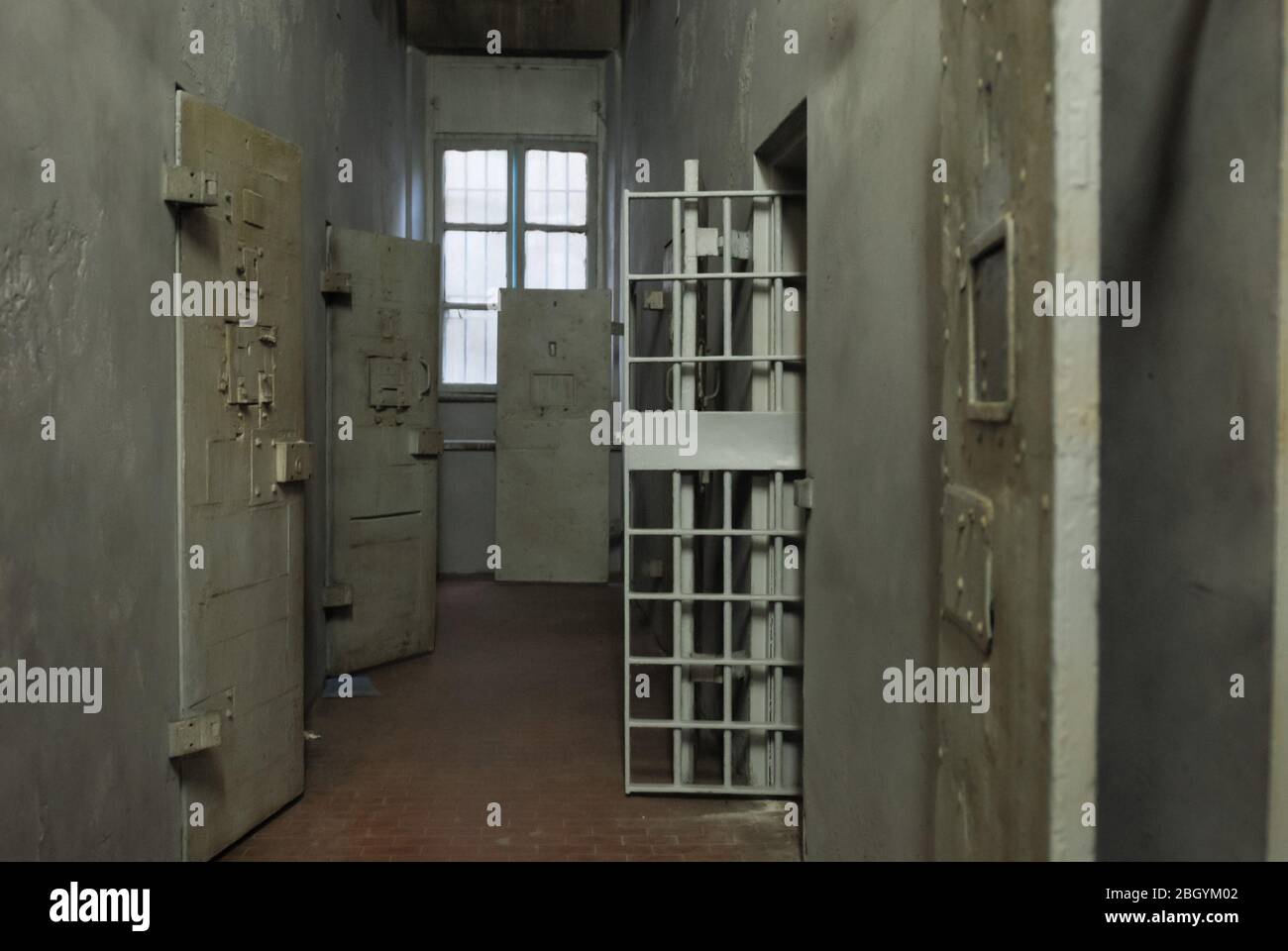 Empty jail cells hi-res stock photography and images - Alamy