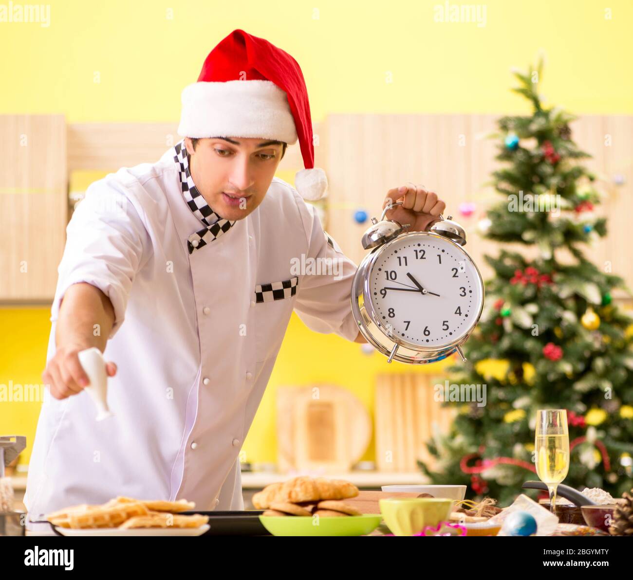 Recipe timing hi-res stock photography and images - Alamy